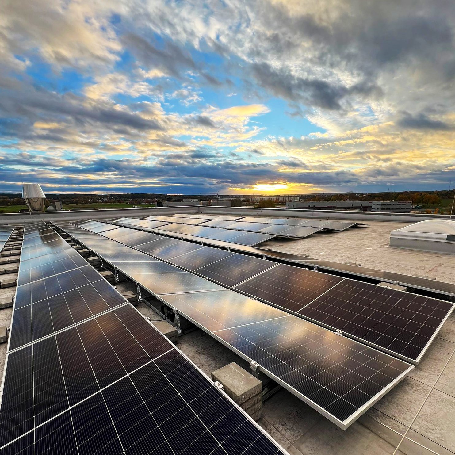 Zero CapEx Solar: Solnet Powers a Greener Path for Healthcare